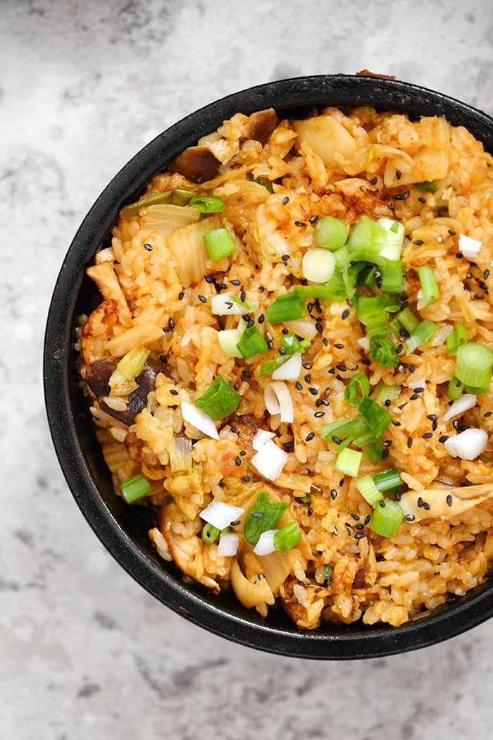 Riz frit au kimchi (kimchi bokkeumbap) rapide et facile - Healthy Alie