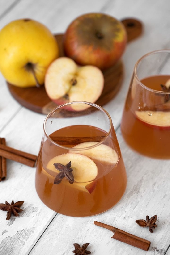 Jus de pommes chaud aux épices - Healthy Alie